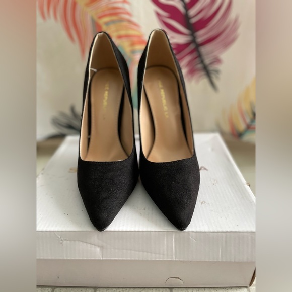 Shoe Republic LA | Shoes | Black Pumps | Poshmark